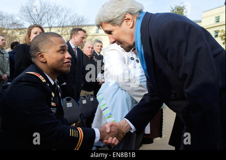 United States Army Major Jeremy Haynes and his wife US Army Reserves ...