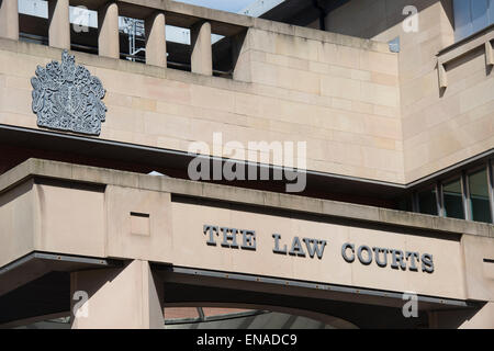 Sheffield Crown Court Building at West Bar in Sheffield Stock Photo - Alamy