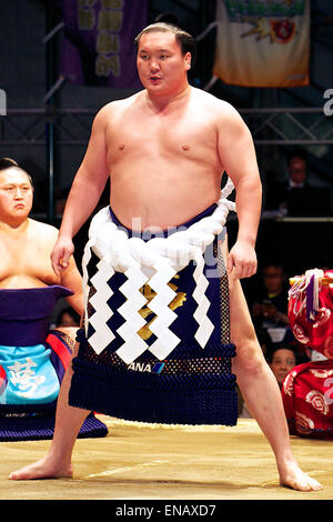 Chiba, Japan. 25th Apr, 2015. Takayasu Sumo : Sumo Tournament ...