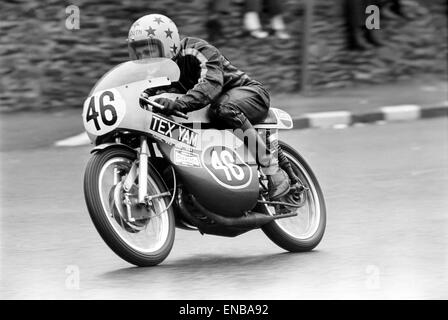 Action: Motorsport: Isle of man TT Races: Chas Mortimer, winner of the ...