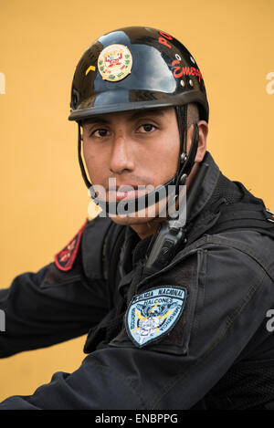 Policeman, Lima, Peru Stock Photo - Alamy