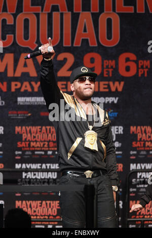 Rapper Flo Rida performs on 'Fox and Friends' TV show All-American ...