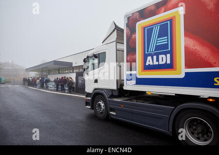 Aldi supermarket food delivery lorry and Krone trailer with colourful ...