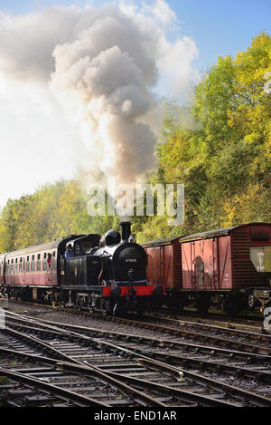 LMS Class 3F 0-6-0 tank engine No 47406 approaching Bitton station ...