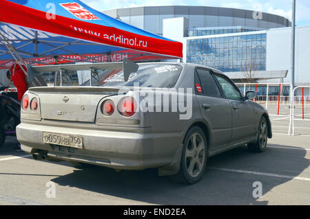 Racing car Nissan GTR Stock Photo - Alamy