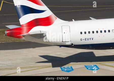 British Airways Airbus A320 tail livery at Manchester Airport Stock ...