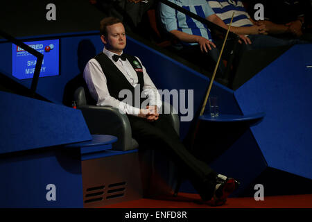 Shaun Murphy looks dejected after losing the round one match between ...