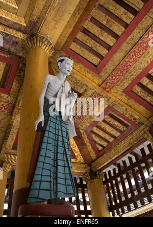 Statue In Shwe Zigon Paya Golden Temple, Bagab, Myanmar Stock Photo - Alamy