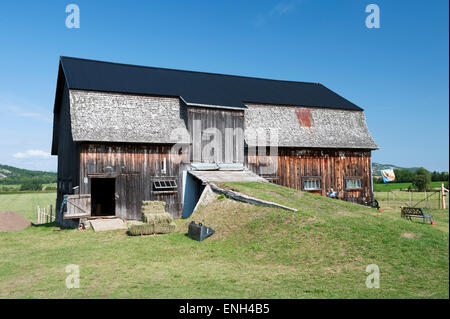 Well preserved old barn still in operation, Kamouraska region, province ...