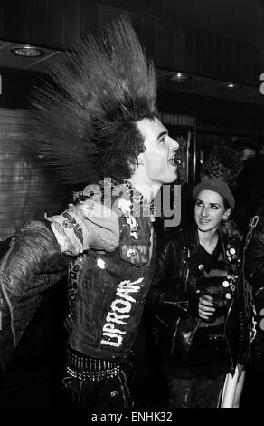 punks drinking and partying. 15th January 1988 Stock Photo - Alamy