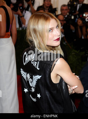 Model Dree Hemingway attends the 2015 Costume Institute Gala Benefit ...