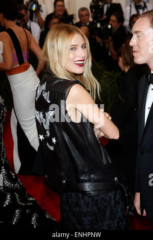 Model Dree Hemingway attends the 2015 Costume Institute Gala Benefit ...