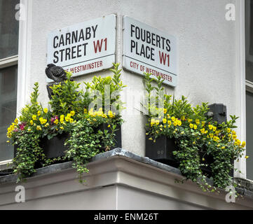 Carnaby Street Sign Stock Photo - Alamy