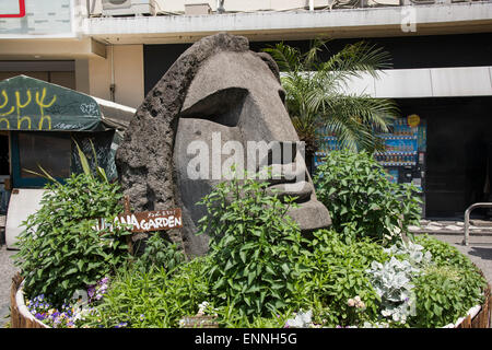 Moyai statue, Shibuya, Tokyo, Japan Stock Photo - Alamy