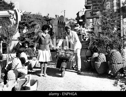 ROME ADVENTURE, Suzanne Pleshette, Troy Donahue, 1962 Stock Photo - Alamy