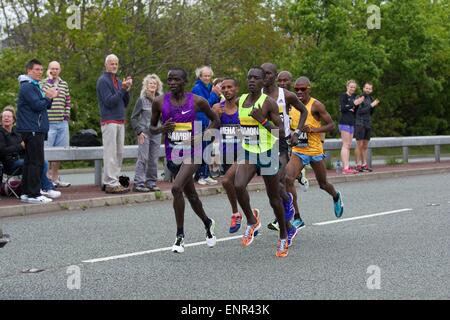 The leaders in the elite men's race in the sand pit at the Cyclocross ...