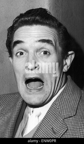 Scottish comedian and performer Jimmy Logan, March 1953 Stock Photo - Alamy