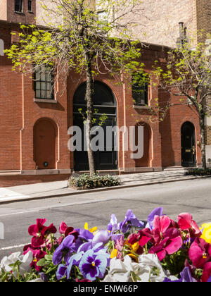 Amateur Comedy Club Building, Springtime, Murray Hill, Midtown, NYC ...