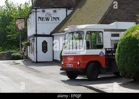 A milk float in Britain Stock Photo - Alamy