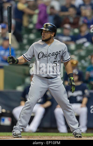 Chicago White Sox Melky Cabrera (53) gesture after hitting a solo home ...