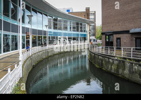 The River Chelmer running through Chelmsford City centre in Essex Stock ...