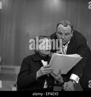 Deutschen Schauspieler Roma Bahn und Wolfgang Wahl als Sprecher bei der ...