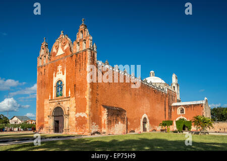Spanish Colonial style church Iglesia de Parroquia San Jose de la ...