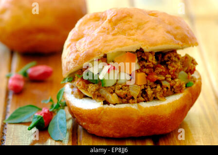 Vetkoek is a traditional south african snack of the Afrikaans ...