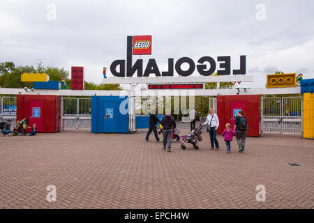 Entrance to Legoland Theme Park Windsor UK Stock Photo - Alamy