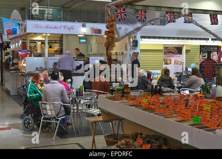 Eastgate Indoor Market Gloucester England Farmhouse Butchers Stock ...