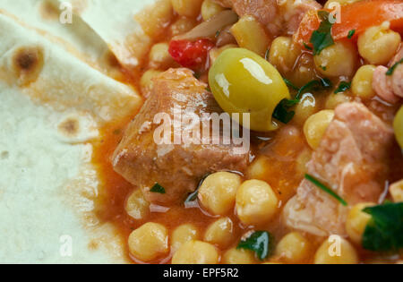 Tharid - traditional Arab dish made of pieces of bread in vegetable or ...