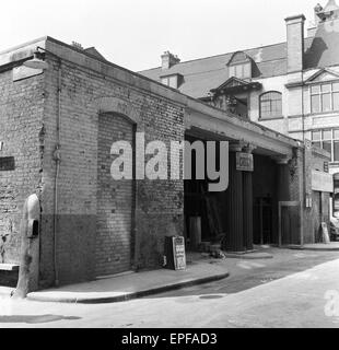 The Mermaid Theatre in Puddle Dock, London Stock Photo - Alamy