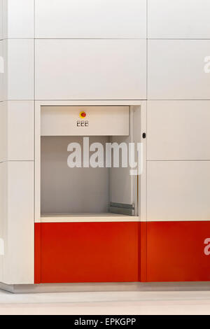 Automated Vertical Carousel Storage Shelf in Distribution Warehouse ...