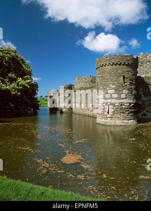 Outer curtain wall defence, The medieval castle, Scarborough, North ...