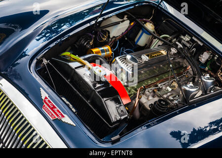 Engine compartment with the bonnet open of an Austin A35 saloon car ...