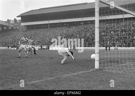 The 1975 Glasgow Cup Final contested between Rangers and Celtic at ...