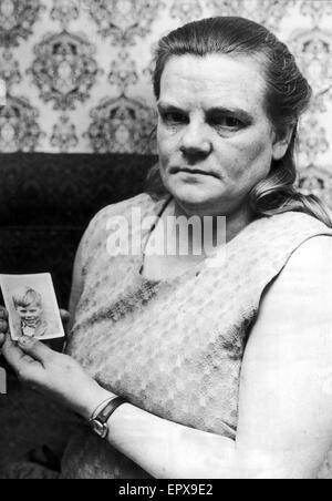 Winnie Johnson, the mother of 'Moors murderers' victim Keith Bennett ...