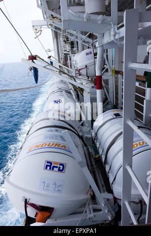 cruise ship lifeboat emergency pods Stock Photo - Alamy