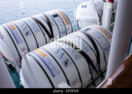 cruise ship lifeboat emergency pods Stock Photo - Alamy