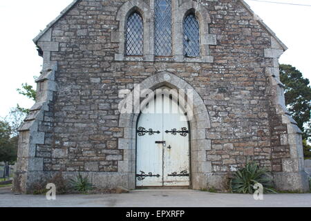 granite chapel in penzance cemetery Stock Photo - Alamy