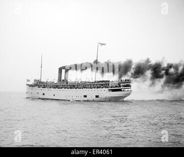 SS Eastland passenger ship Stock Photo - Alamy