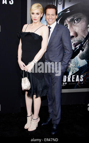 ACTRESS ALICE EVANS AT MOVIE PREMIERE OF WALT DISNEY FILM 102 ...