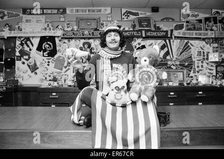 Sheffield Wednesday footballer Terry Curran decked out in the team's ...