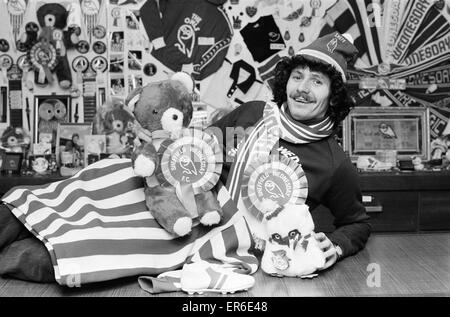 Sheffield Wednesday footballer Terry Curran decked out in the team's ...