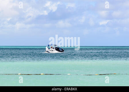 Sea Escape Looker 350 Glass Bottom Hydrofoil Boat, Dickenson Bay ...