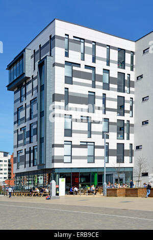 Modern architecture James Hehir building, University of Suffolk ...