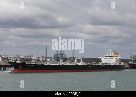 Captain John Oil tanker ship pictured at Fawley Refinery near ...