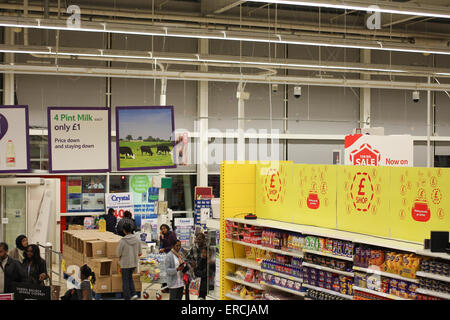 Tesco store showing aisles and shelves Stock Photo - Alamy
