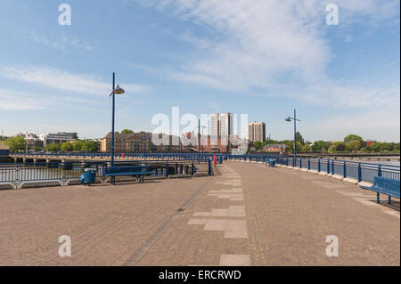 River Thames longest pier at Erith once home to a railway now ...