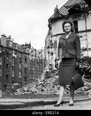Mrs Jane Mallard, the new chancellor for Kinning park took a stroll ...